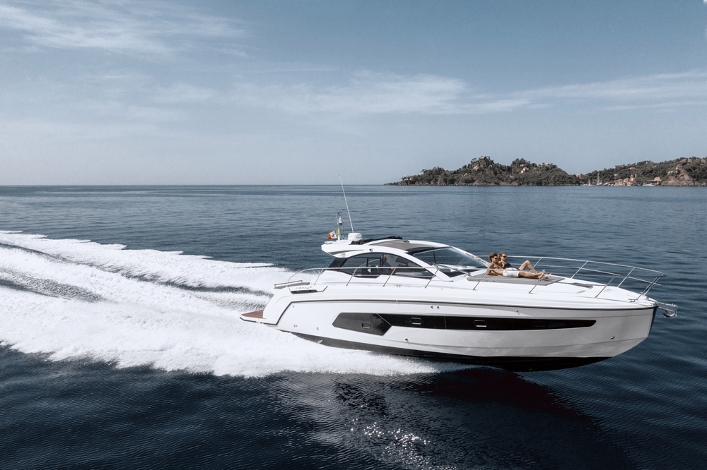 AZIMUT ATLANTIS 45: The Largest Yacht of Atlantis Collection – Sports ...